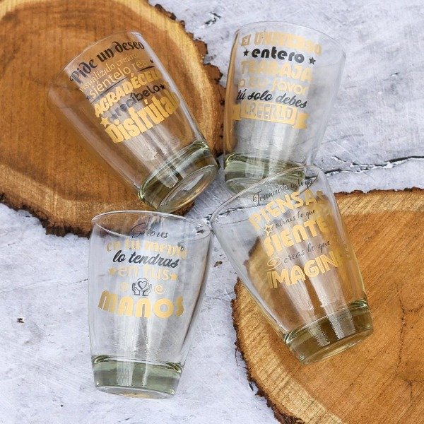 VASOS PAMPA x4 VITRIFICADOS FRASE EN CAJA - Regaleria Paz