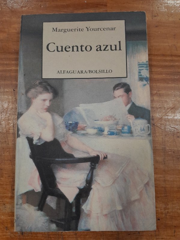 Cuento azul - Marguerte Yourcenar - El Pez Volador libreria