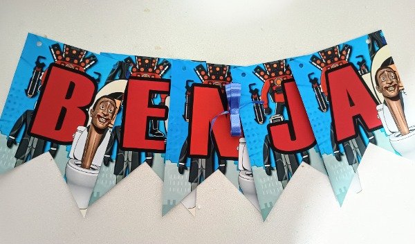 BANDERIN PERSONALIZADO skibidi toilet titan speakerman - Mirian dulce ...