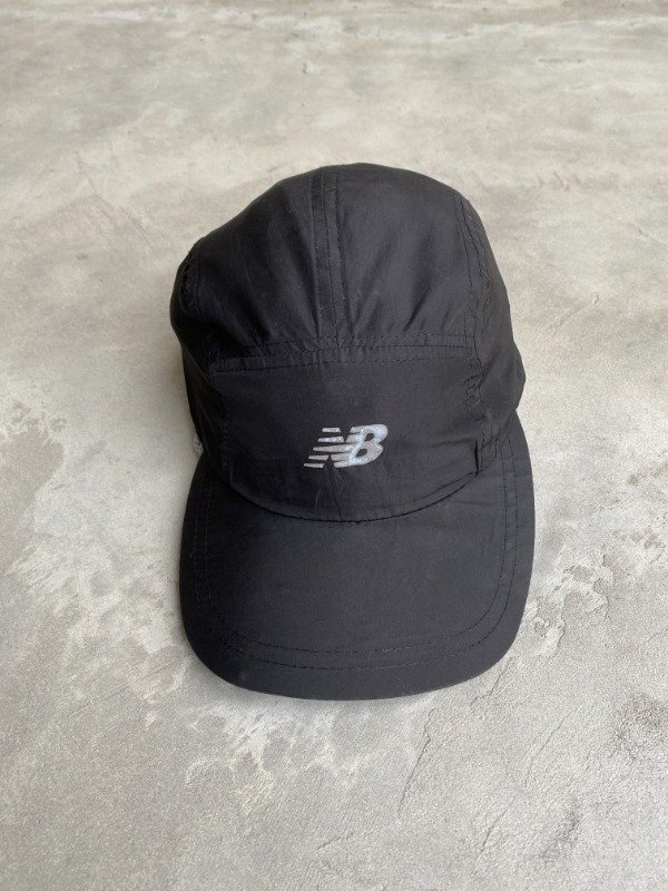 CAP NEW BALANCE FIVE PANELS - Big Box Streetwear