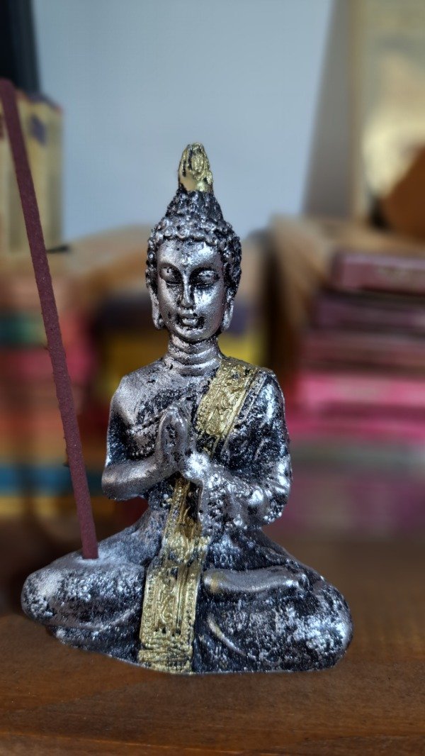 Buda portasahumerio - Adoré Velas y Esencias