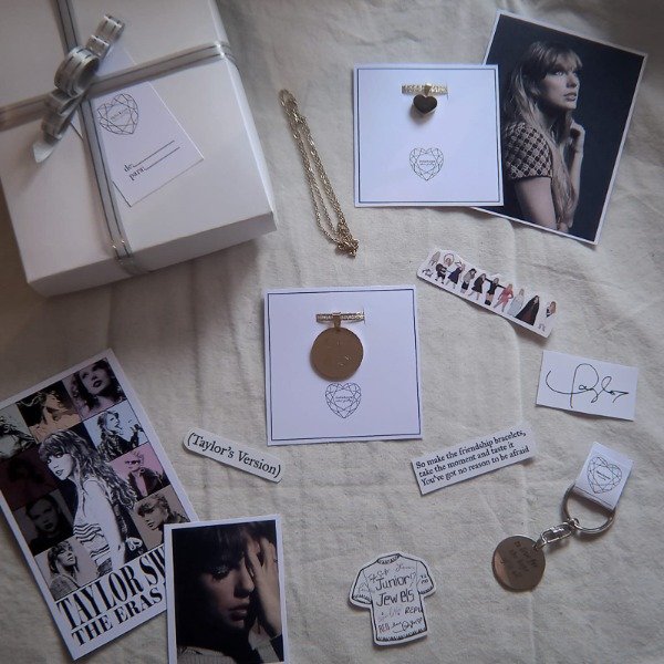 Taylor Swift Gift Box