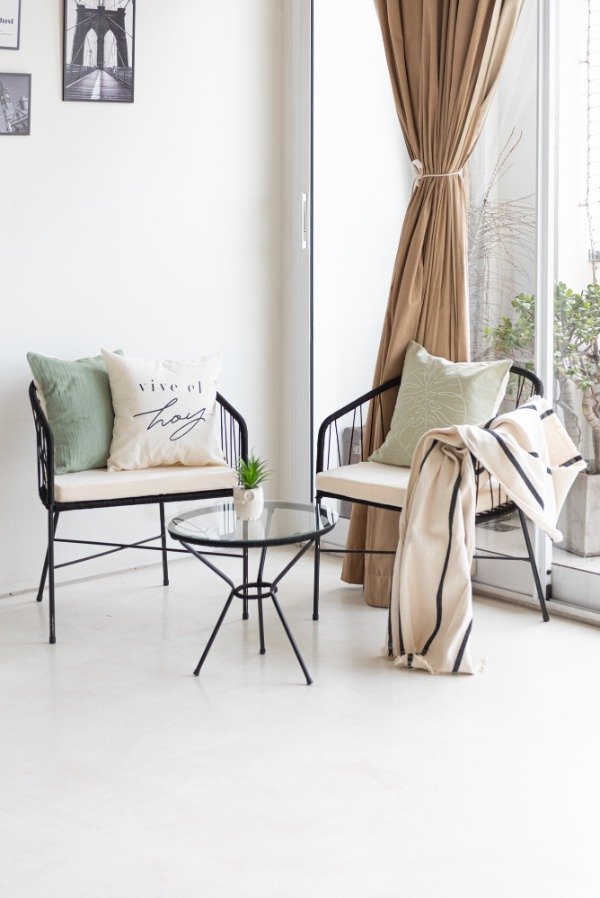 Sillas - Espacio 682