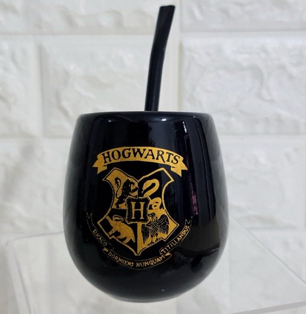 Mate Ovo Harry Potter negro y dorado Hogwarts - Otaku Cine y Animé