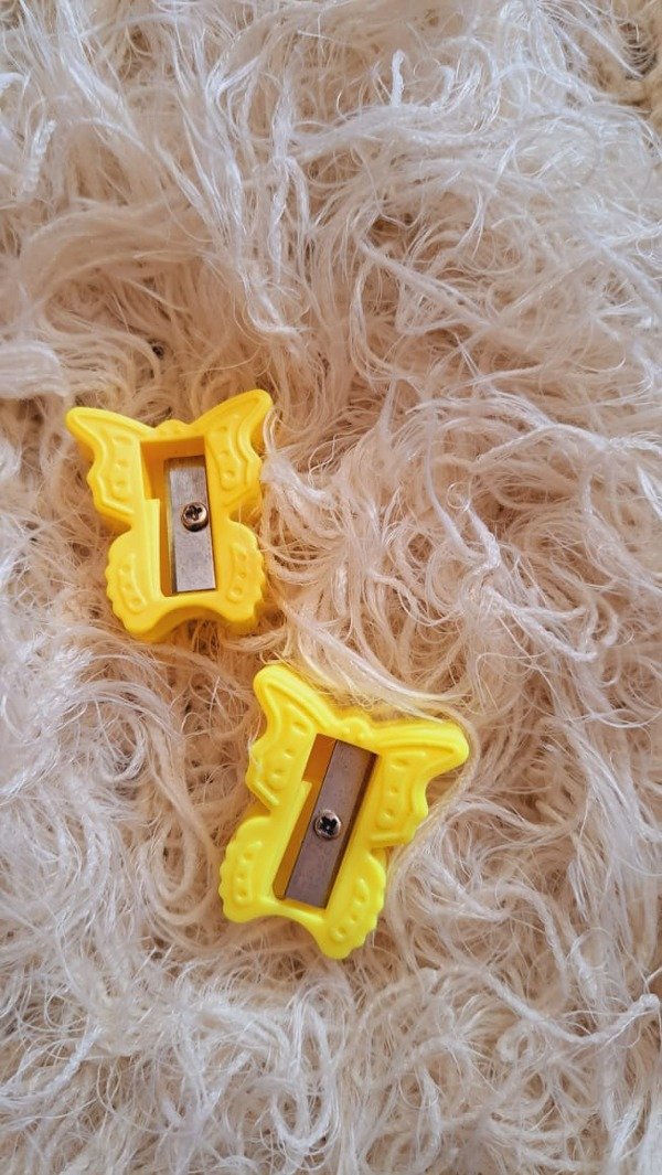 Sacapuntas mariposas amarillas - Merci accesorios