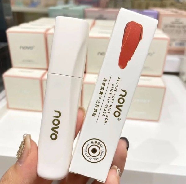 Labial NOVO Soft mist 5913 - Maquillaje El Roperito