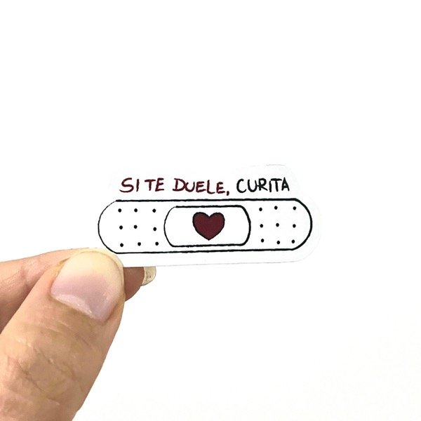 TODO ROTO - Sticker individual Nathy Peluso - Bohemian Stickers