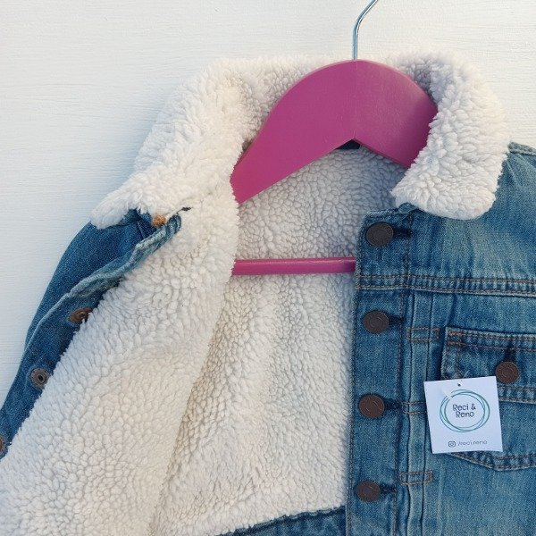 Campera GAP de jean con corderito - ReciReno