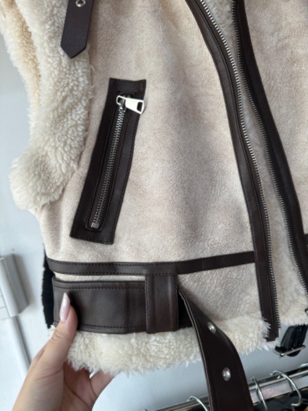 Chaleco Gamulan // Importado - Violettaind