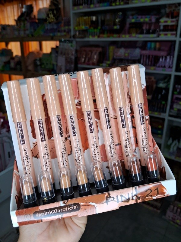 Contorno Pink 21 Crayon concealer - Charo Tostado