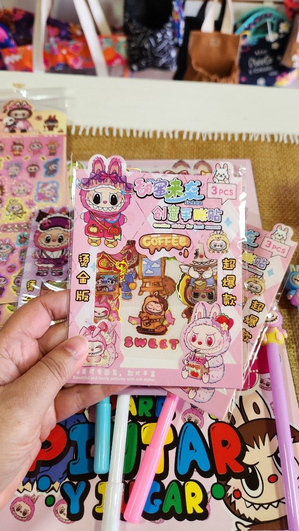 Stickers transparente Labubu - QueManiaObjetosFelices