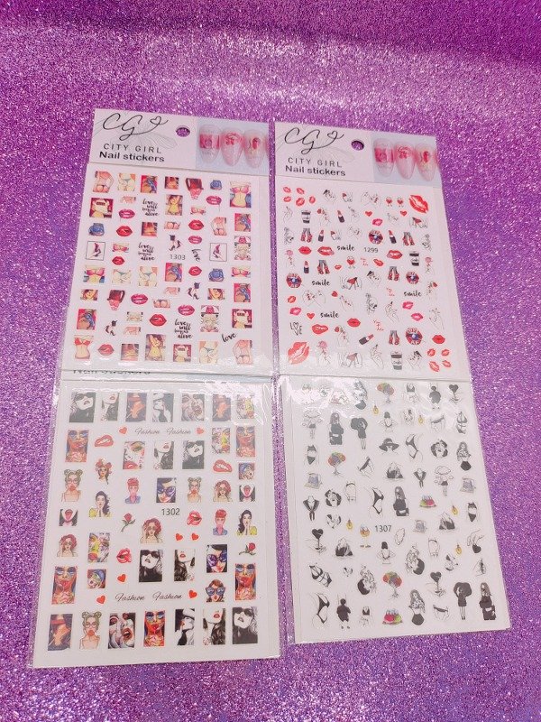 Sticker "Cg" TZ - Violeta mayorista