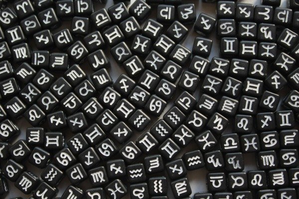 Signos del Zodiaco Cubo Negro - Insumos Bijou Marmu