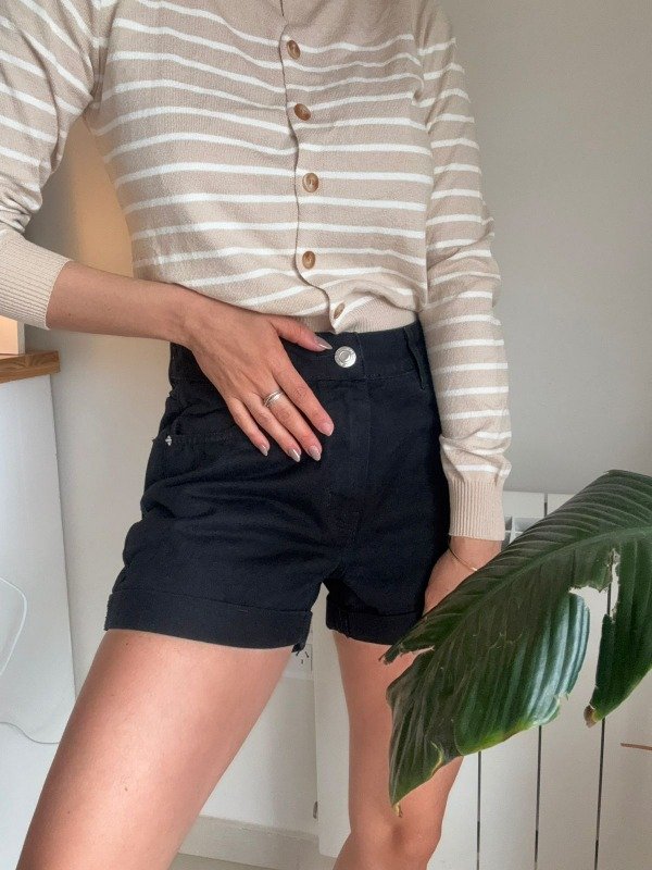 Short Mandy Black - ARUNA