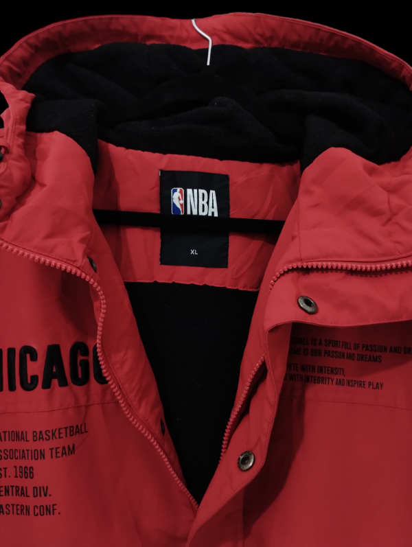 Campera Chicago Bulls por NBA - altavintage