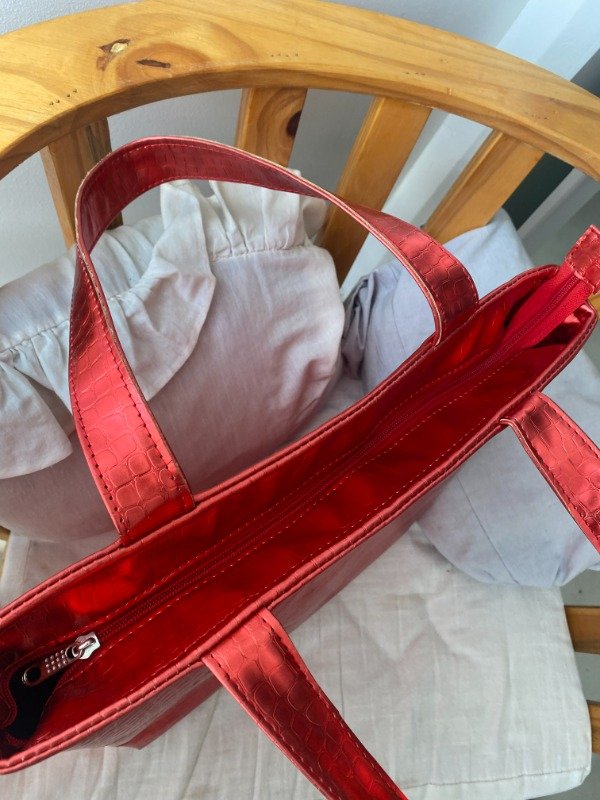 Tote Bag Roja Metalizada Croco - Oh Lele carteras