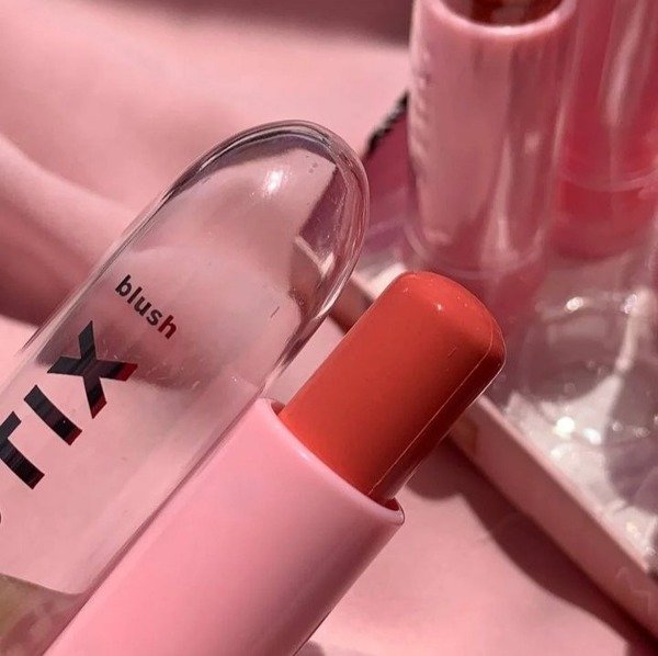 Mecow Stix blush en barra - UNICOR MAKEUP