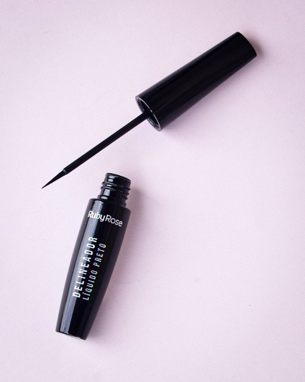 Delineador líquido negro - Ruby Rose - Sully