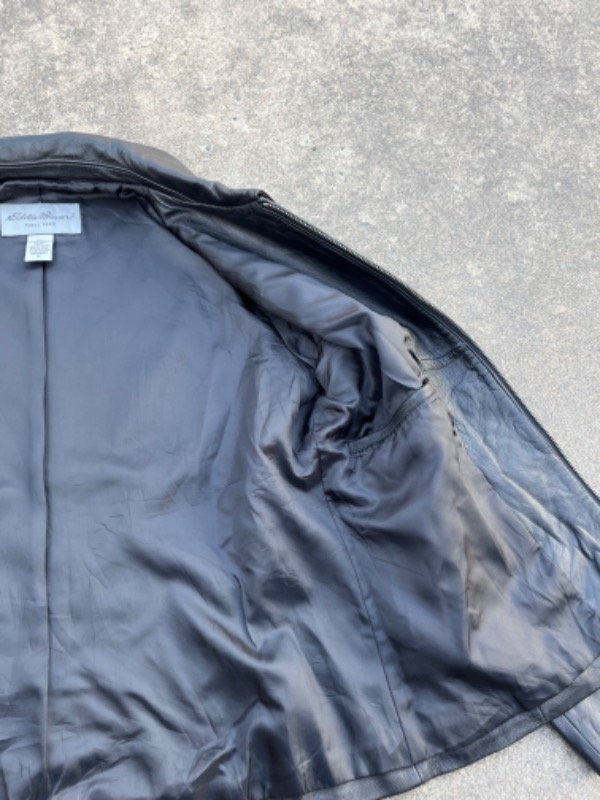 Chaqueta Cuero Eddie Bauer - The Fair Fair