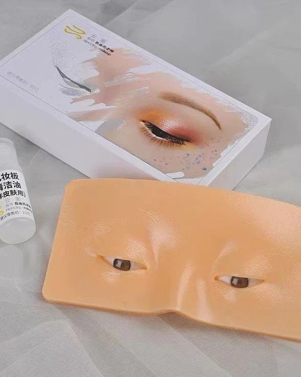 Practic Makeup - UNICOR MAKEUP