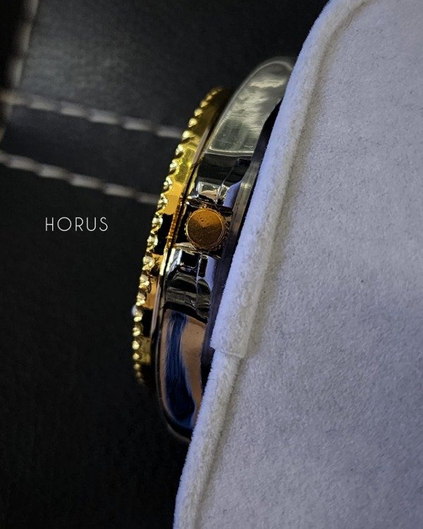 Rolex Submariner Rojo, Azul y Dorado - Horus Exclusive