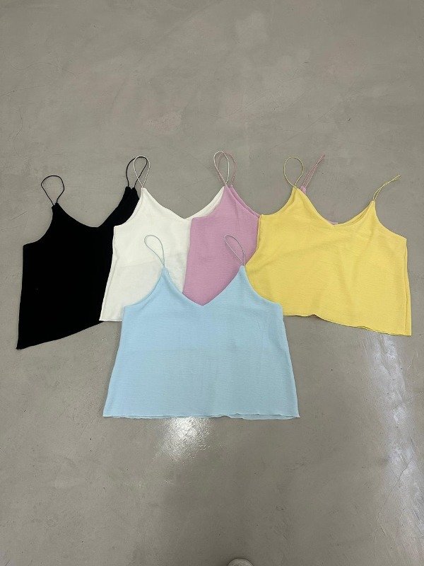 TOPS Y REMERAS - VALMA