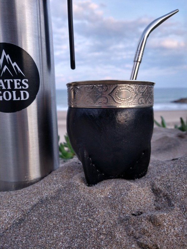 MATE IMPERIAL+BOMBILLA PICO LORO+TERMO MEDIA MANIJA 1Lt - Mates Gold