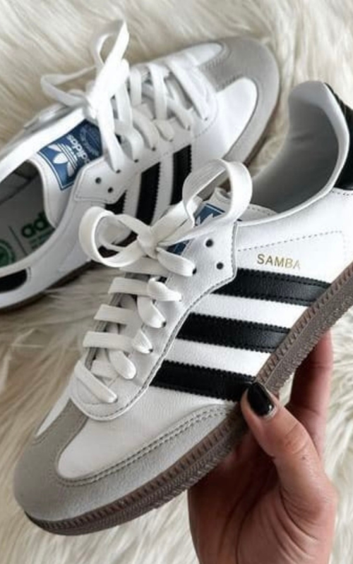 Adidas - SneakerStar