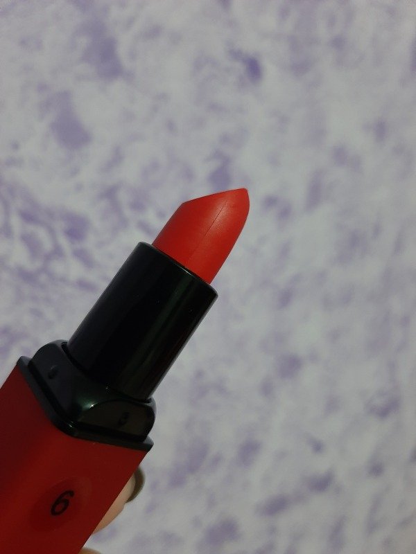 Labiales matte en barra tonos rojos - GiGi Store