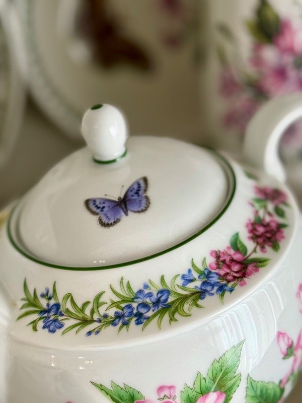Tetera Royal Worcester Botánica - Las Antiguas