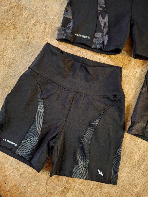 short deportivo con recortes - Alitas pa volar